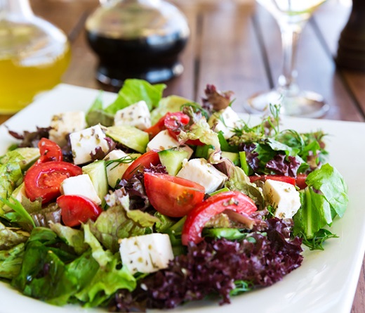 Healthy tips for dining out - Riverwood Healthcare CenterRiverwood ...
